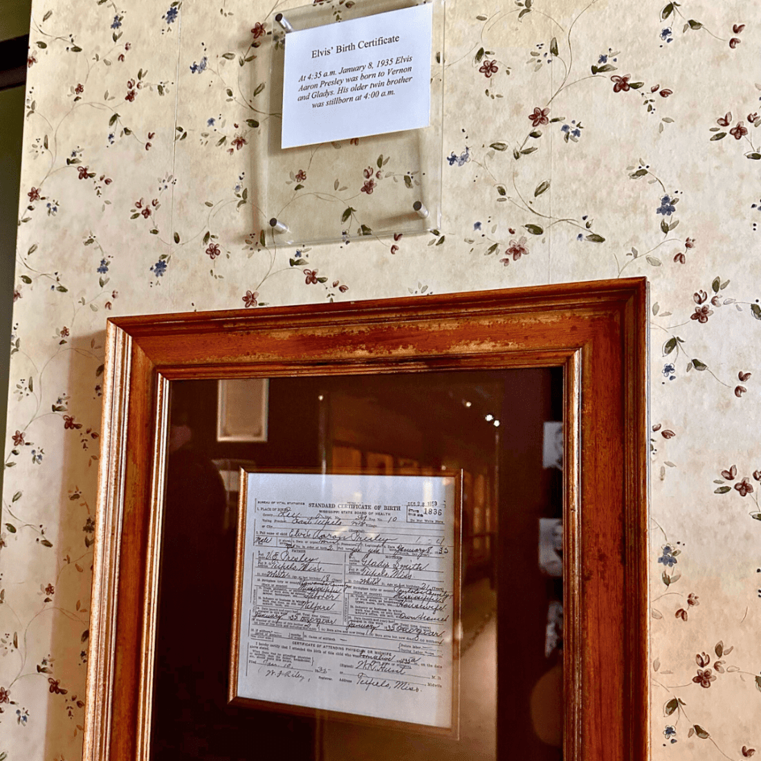 Visiting Elvis Presley’s Graceland in Memphis