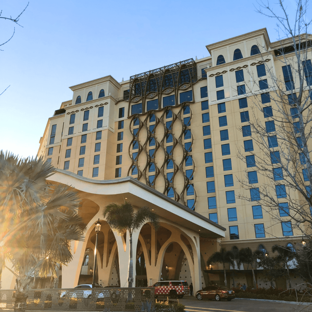 The Benefits of Staying on Disney Property